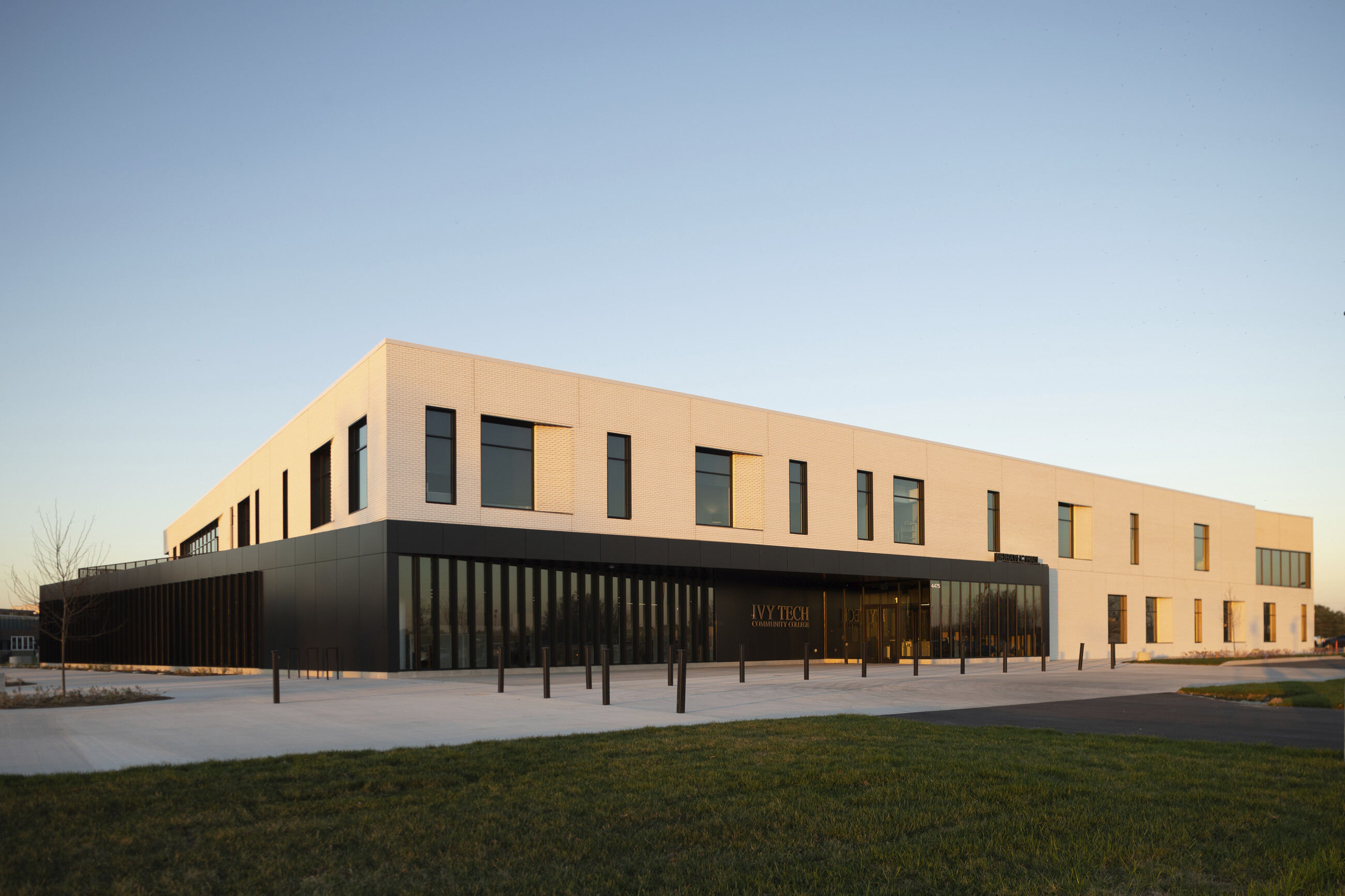 Maps & Tours - Ivy Tech Community College