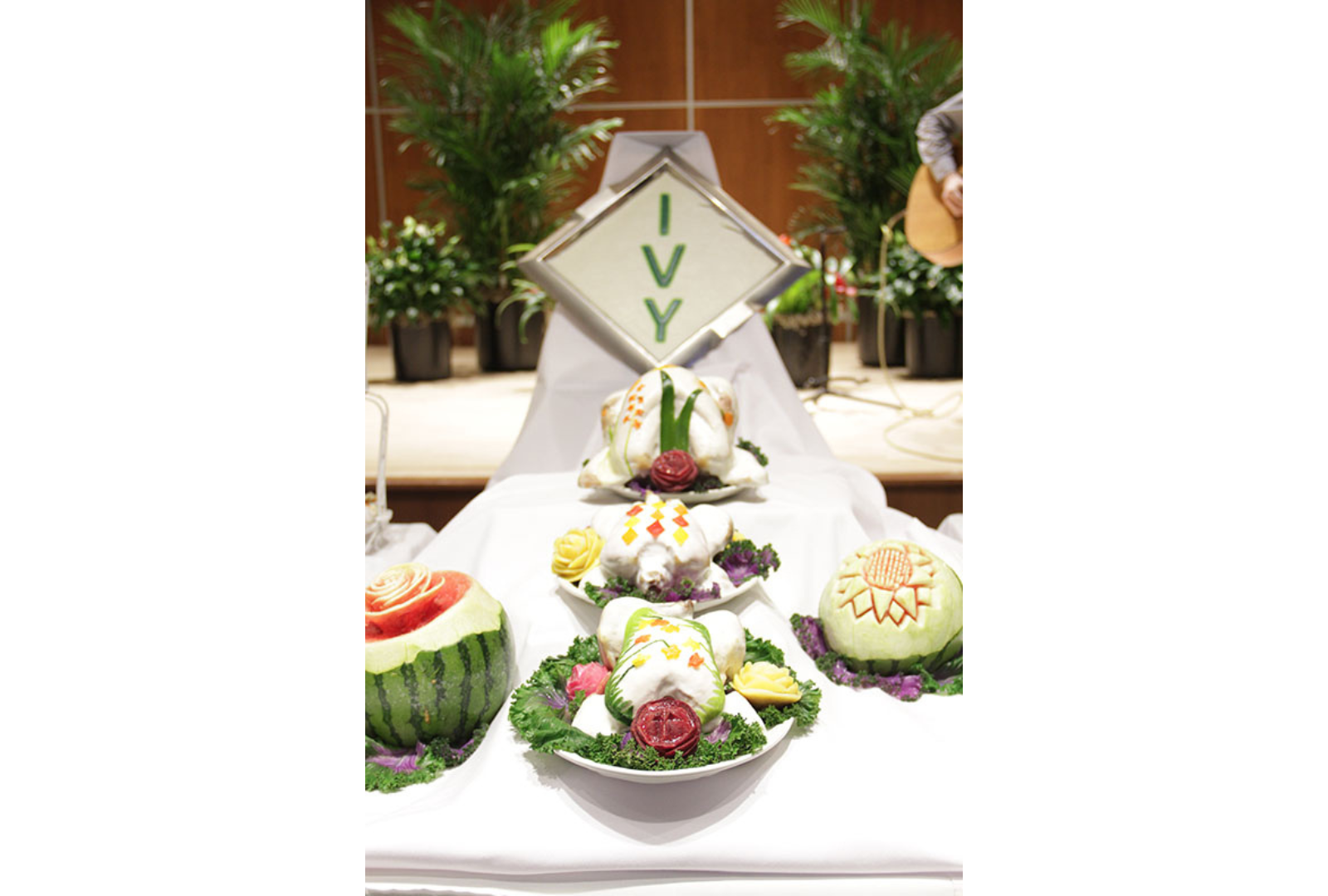 Campus dishes out a culinary ‘thank you’ to donors - Ivy Tech Community ...