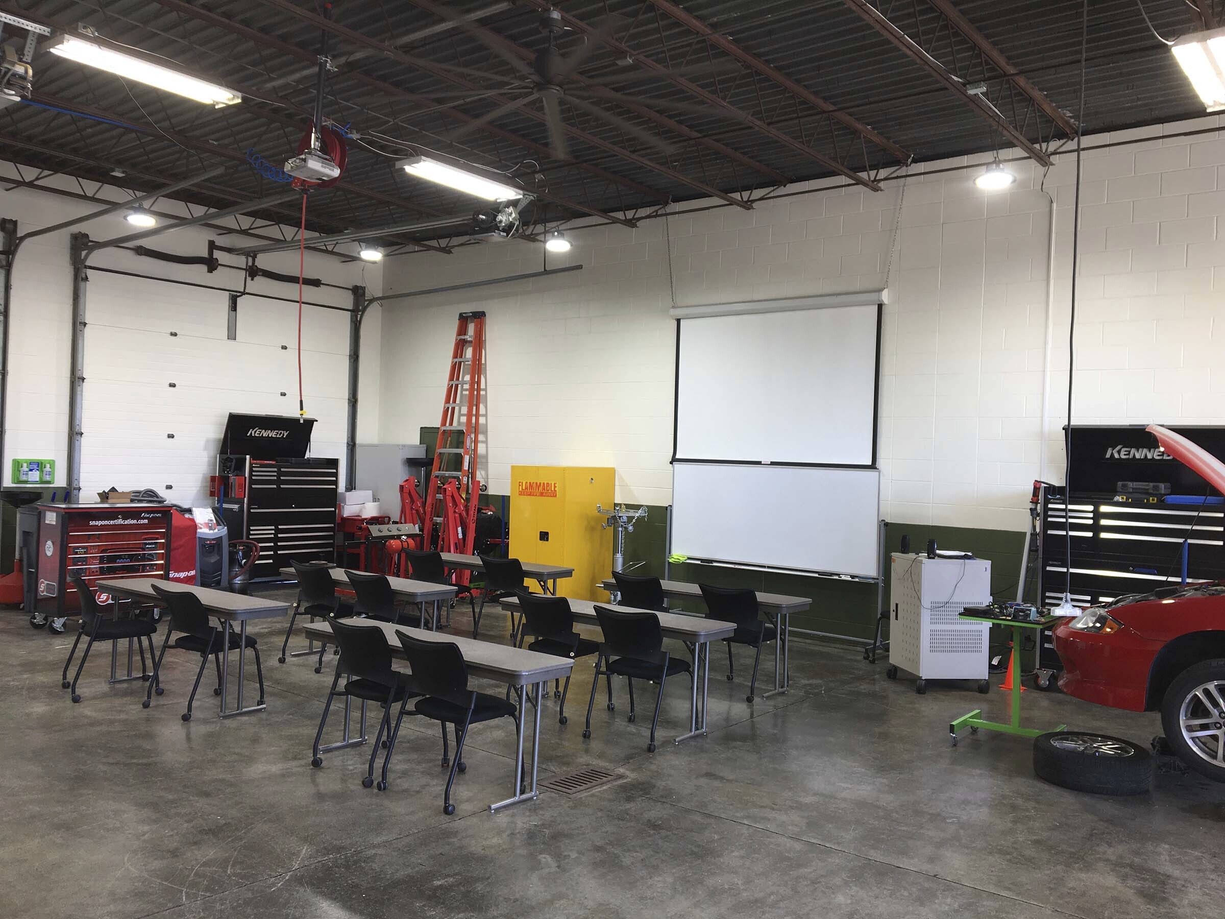 Ivy Tech Bloomington hiring part-time automotive instructors - Ivy Tech ...